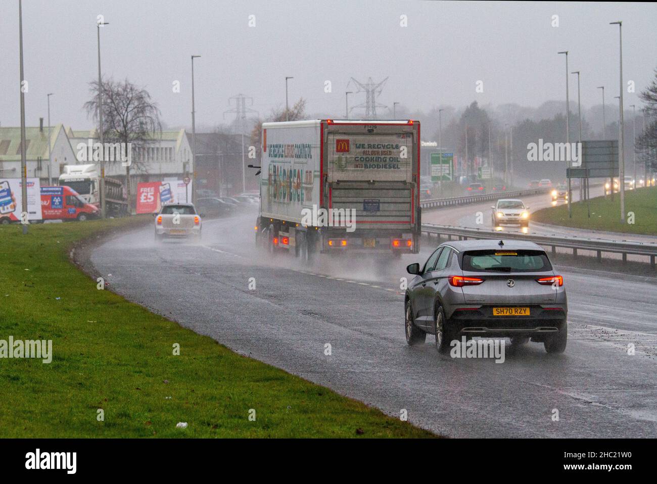 Rain showers in dundee hi-res stock photography and images - Alamy