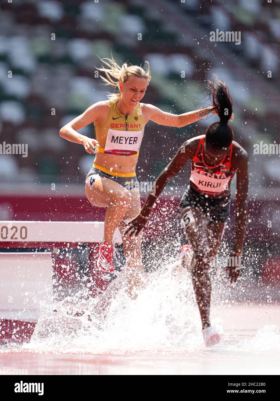 Lea Meyer participating in the 3000 meters steeplechase at the 2020 ...