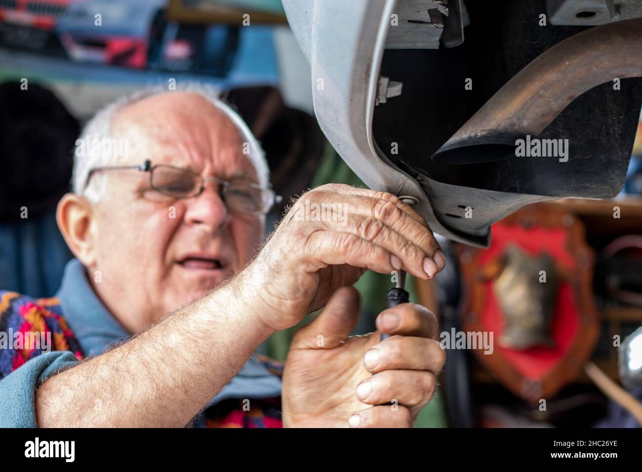 Old Car Repair Shop High Resolution Stock Photography and Images - Alamy