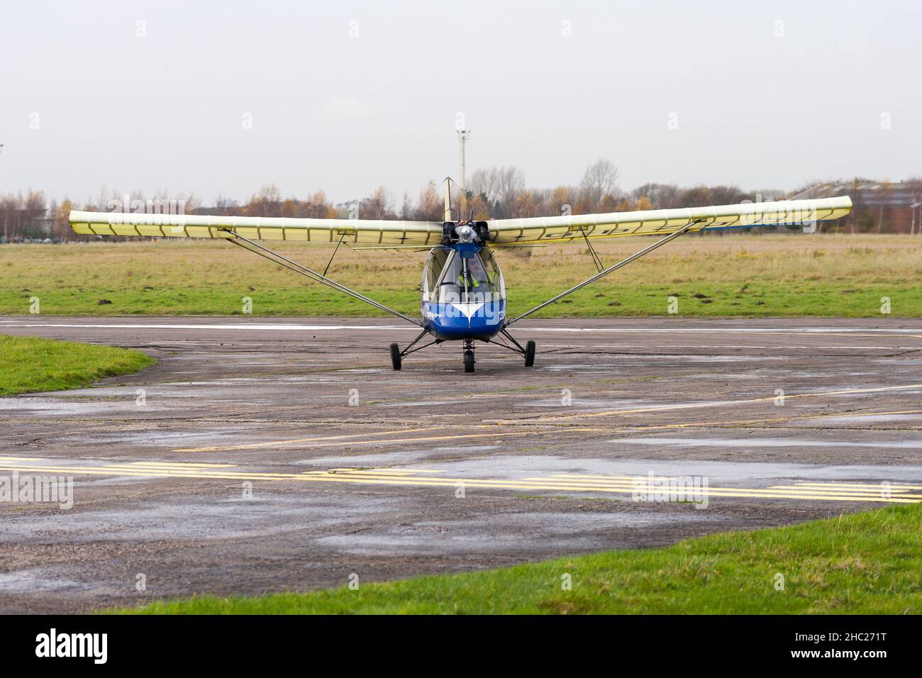 Thruster microlight aircraft hi-res stock photography and images - Alamy
