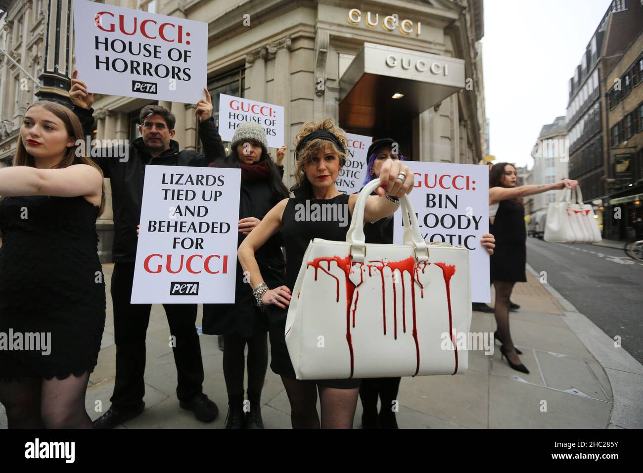 London, England, UK. 23rd Dec, 2021. PETA activists stage a protest ...