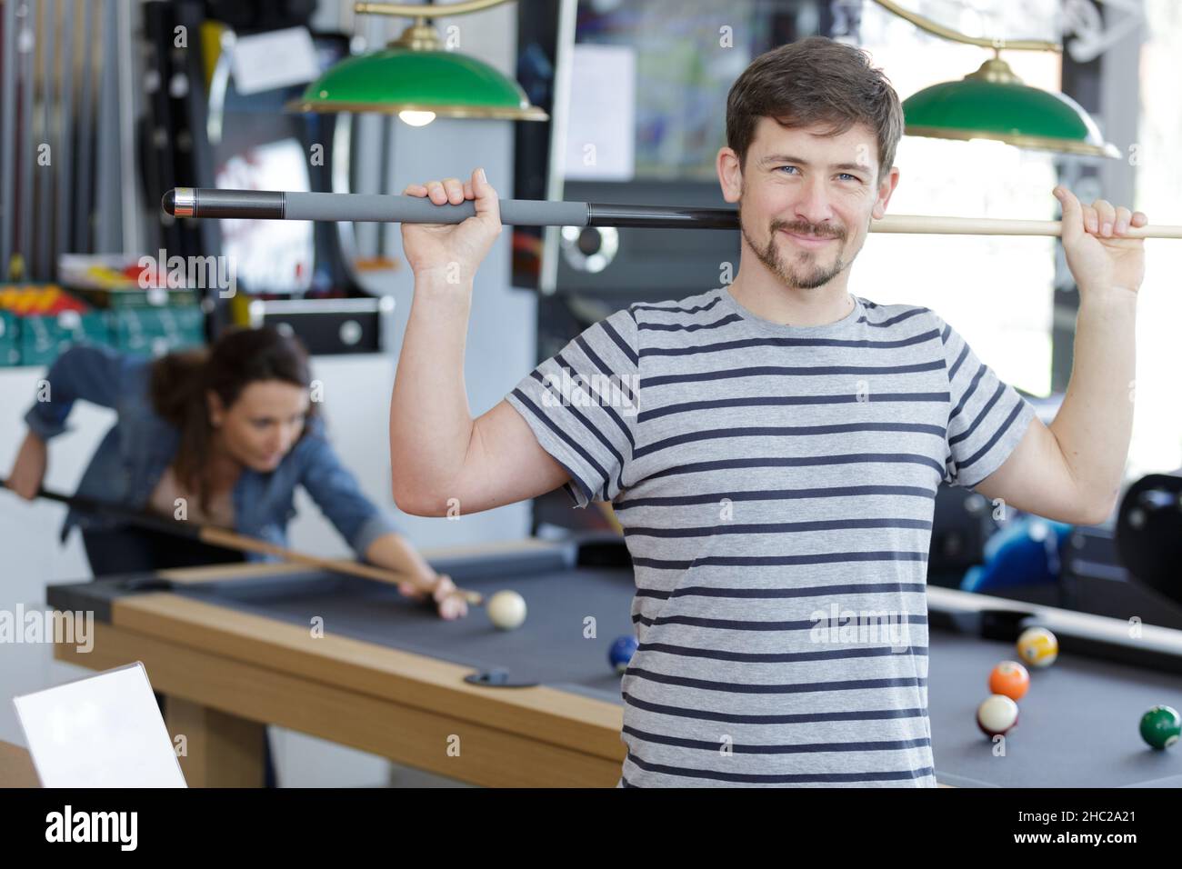 Portrait of snooker player hi-res stock photography and images - Alamy
