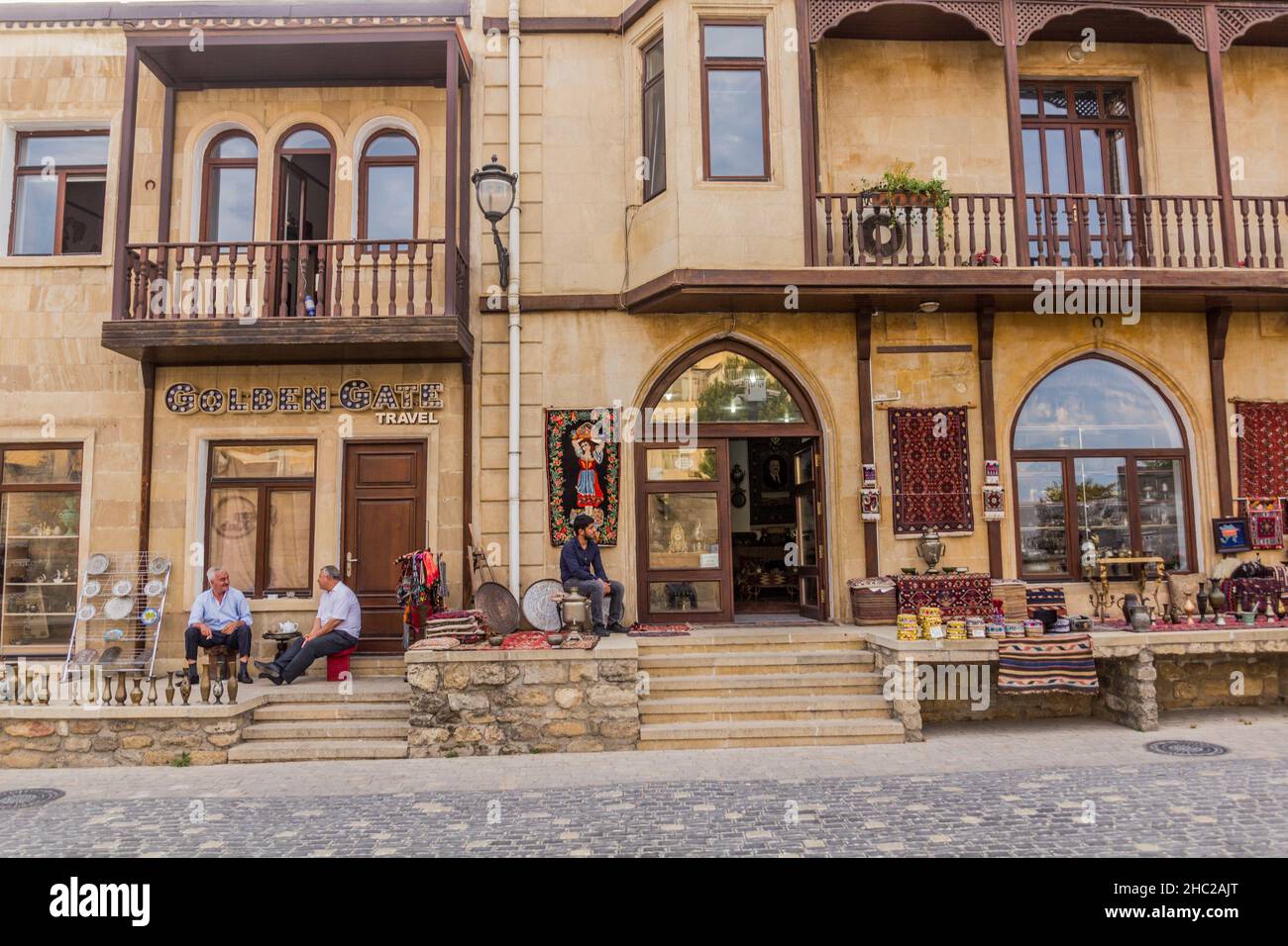 BAKU, AZERBAIJAN - JUNE 8, 2018: Souvenir shops in the old town in Baku ...