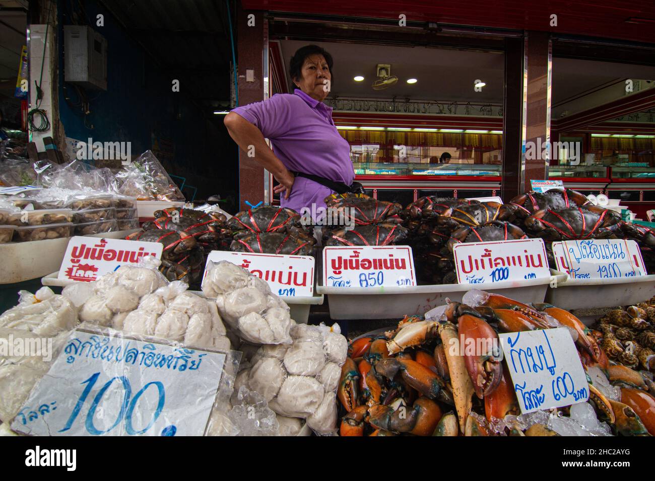 Mahachai Samutsakhon, Thailand - November 7, 2020 : Unidentified people ...