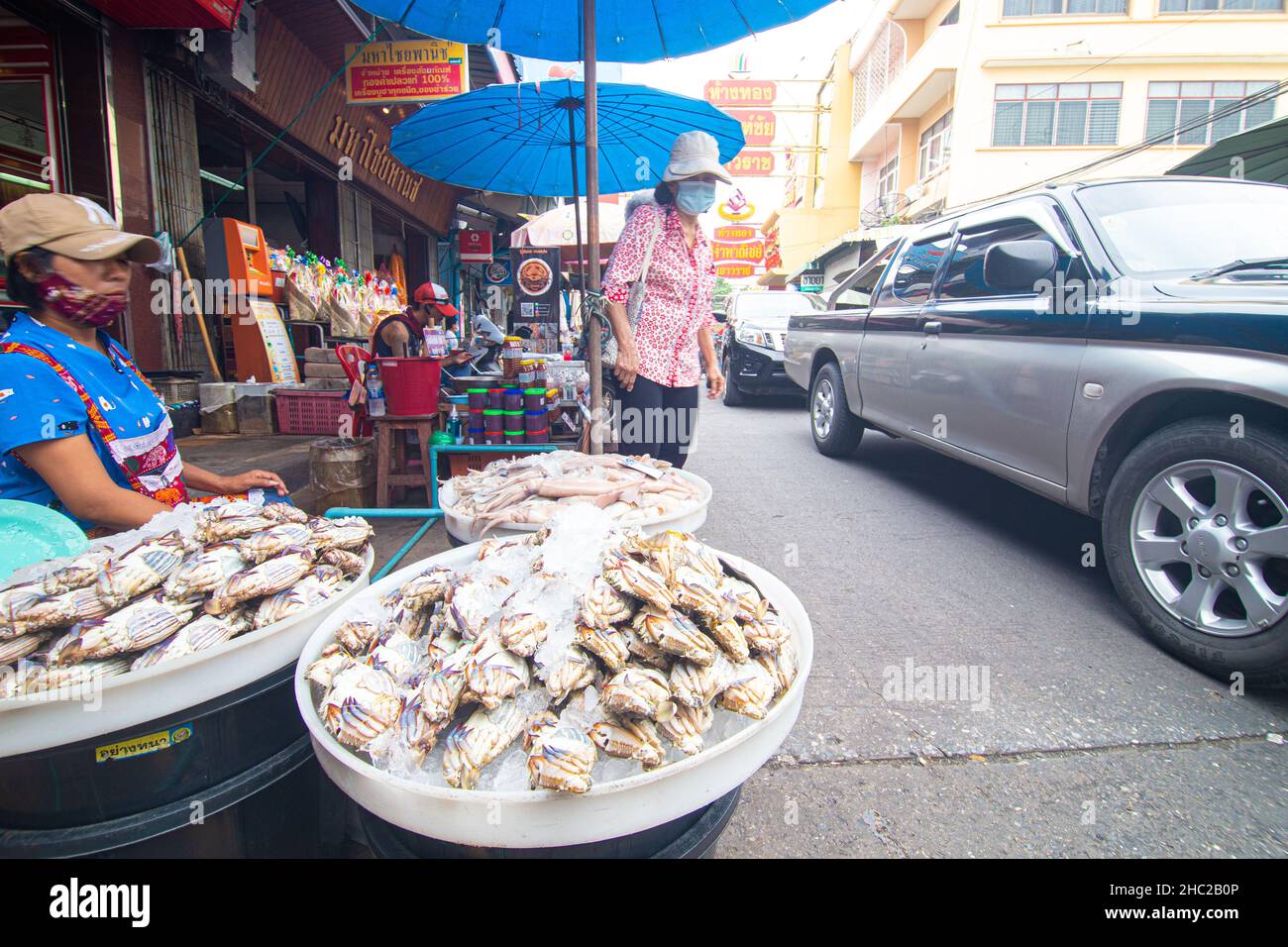 Samut Sakhon, Thailand-November 7, 2020: People wearing protective face ...