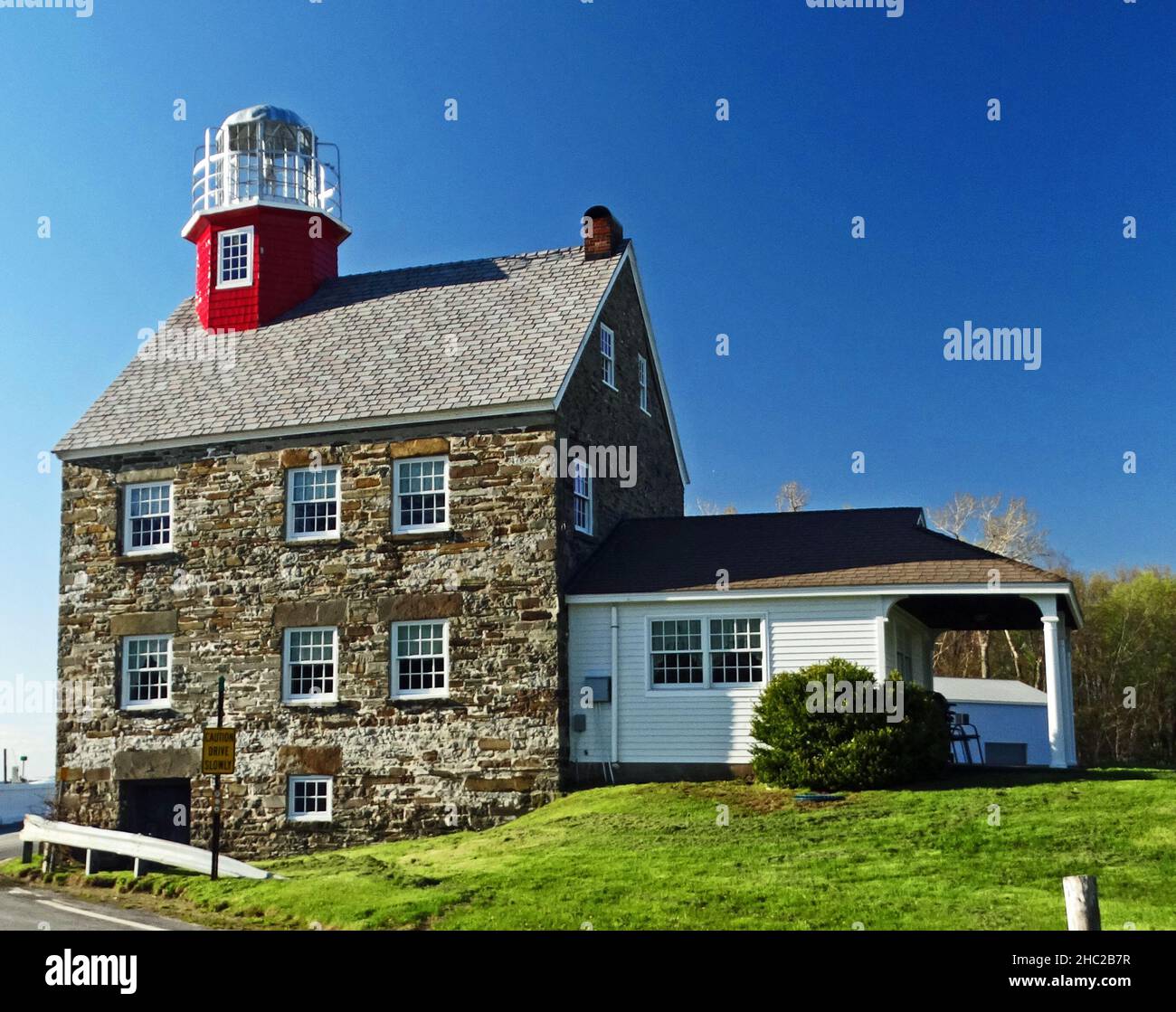 Selkirk lighthouse salmon river lake hi-res stock photography and ...