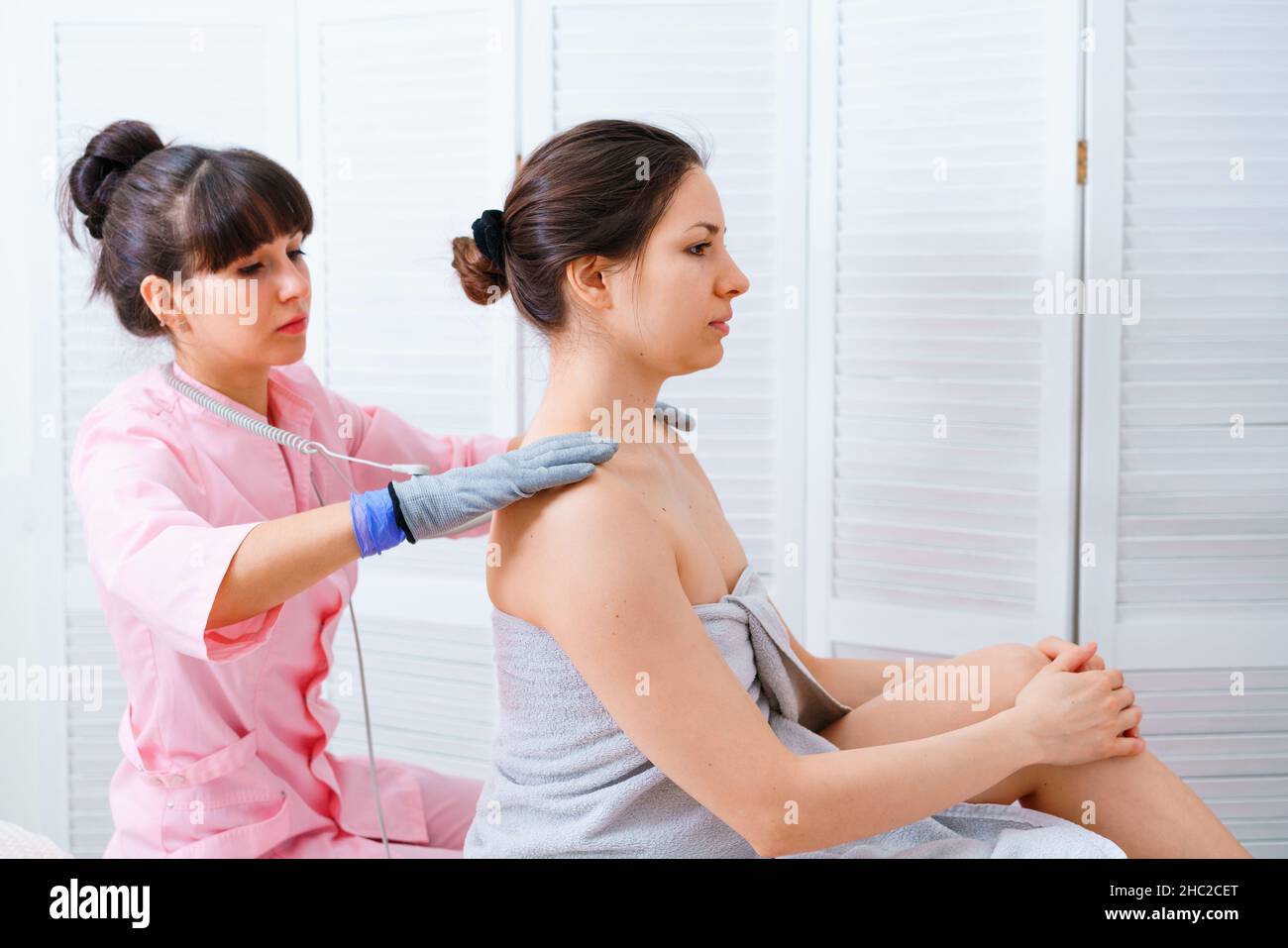 Micro-sensory electrical microcurrent biomassage procedure for ...