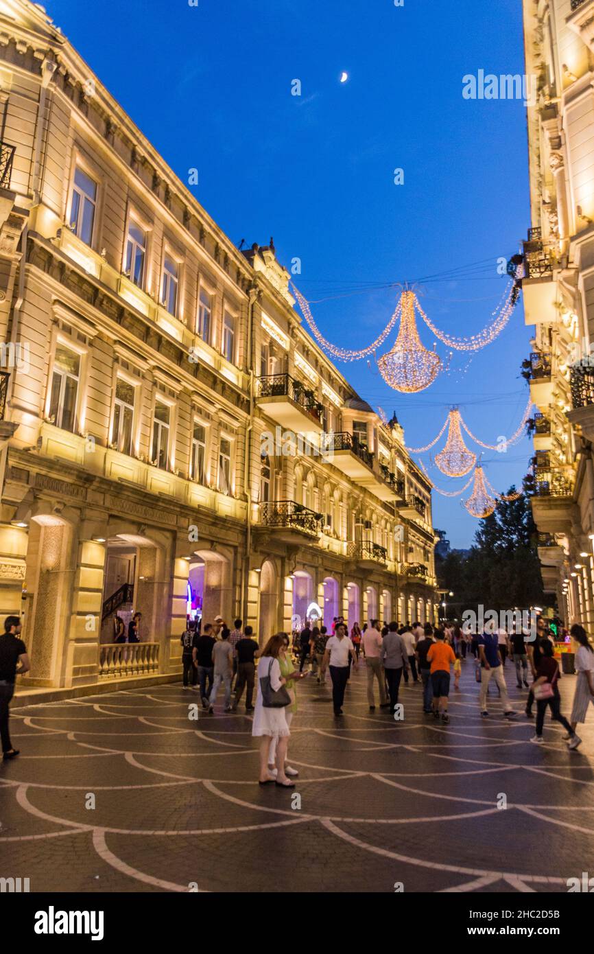 Street scene baku azerbaijan central hi-res stock photography and ...
