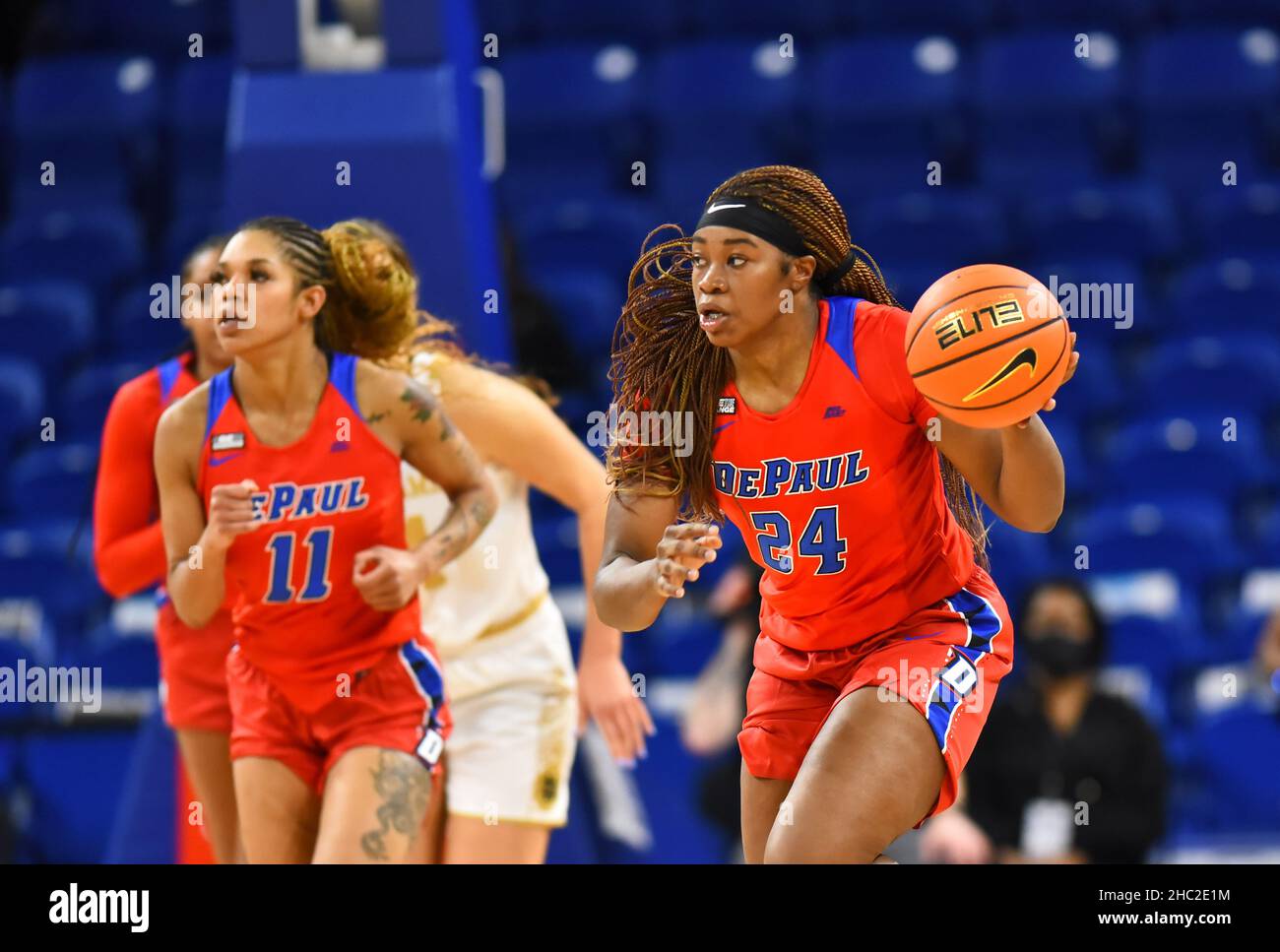 Chicago, Illinois, USA. 22nd Dec, 2021. DePaul Blue Demons forward ...