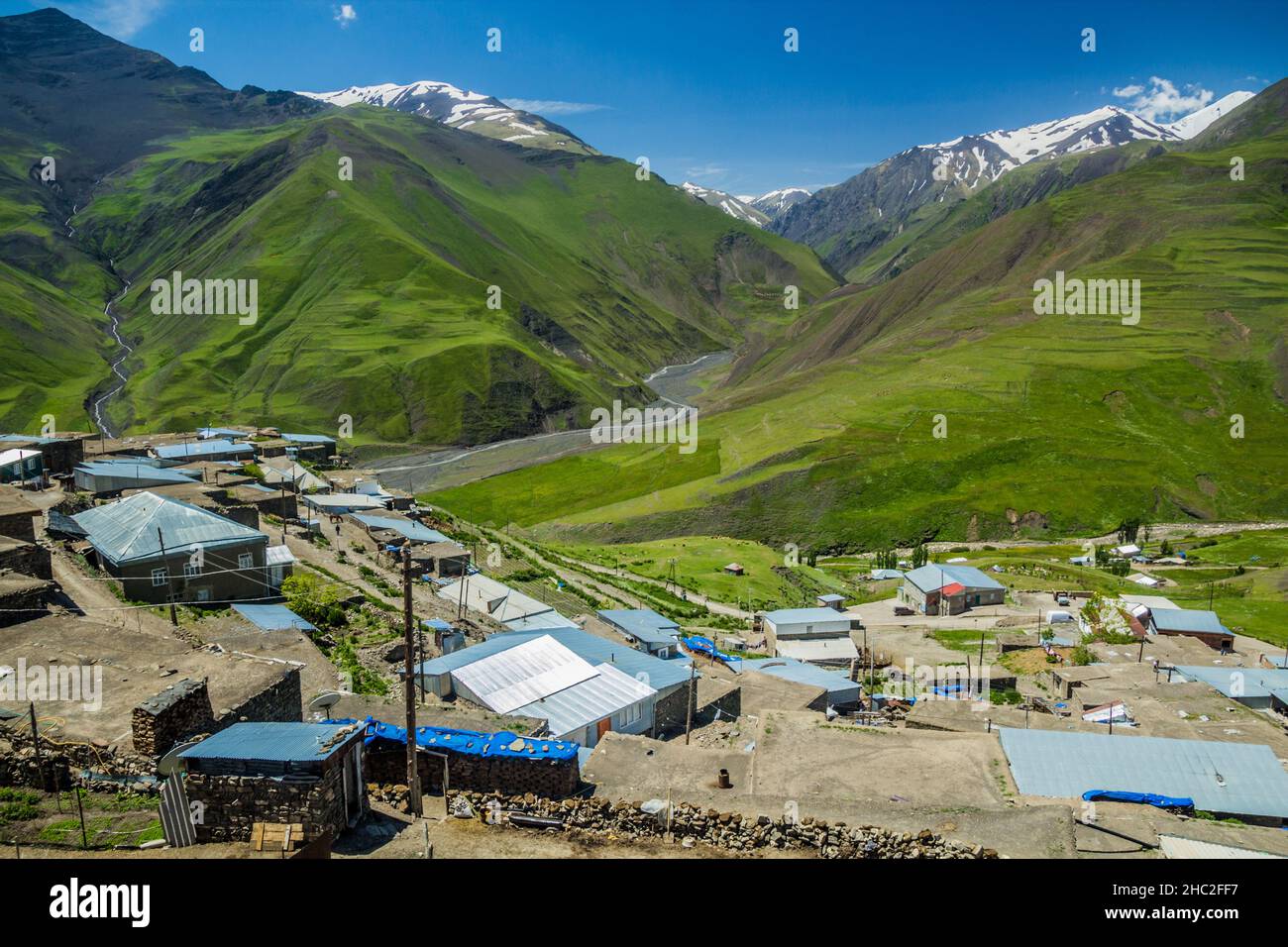 Khinalig village hi-res stock photography and images - Alamy