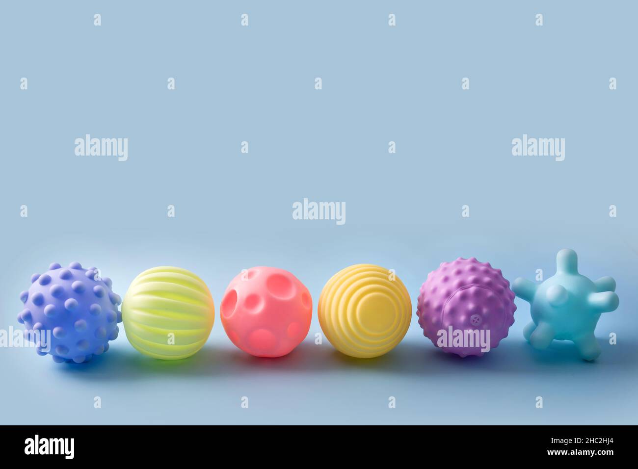 Sensory balls for kids, textured plastic multi ball set for babies and ...