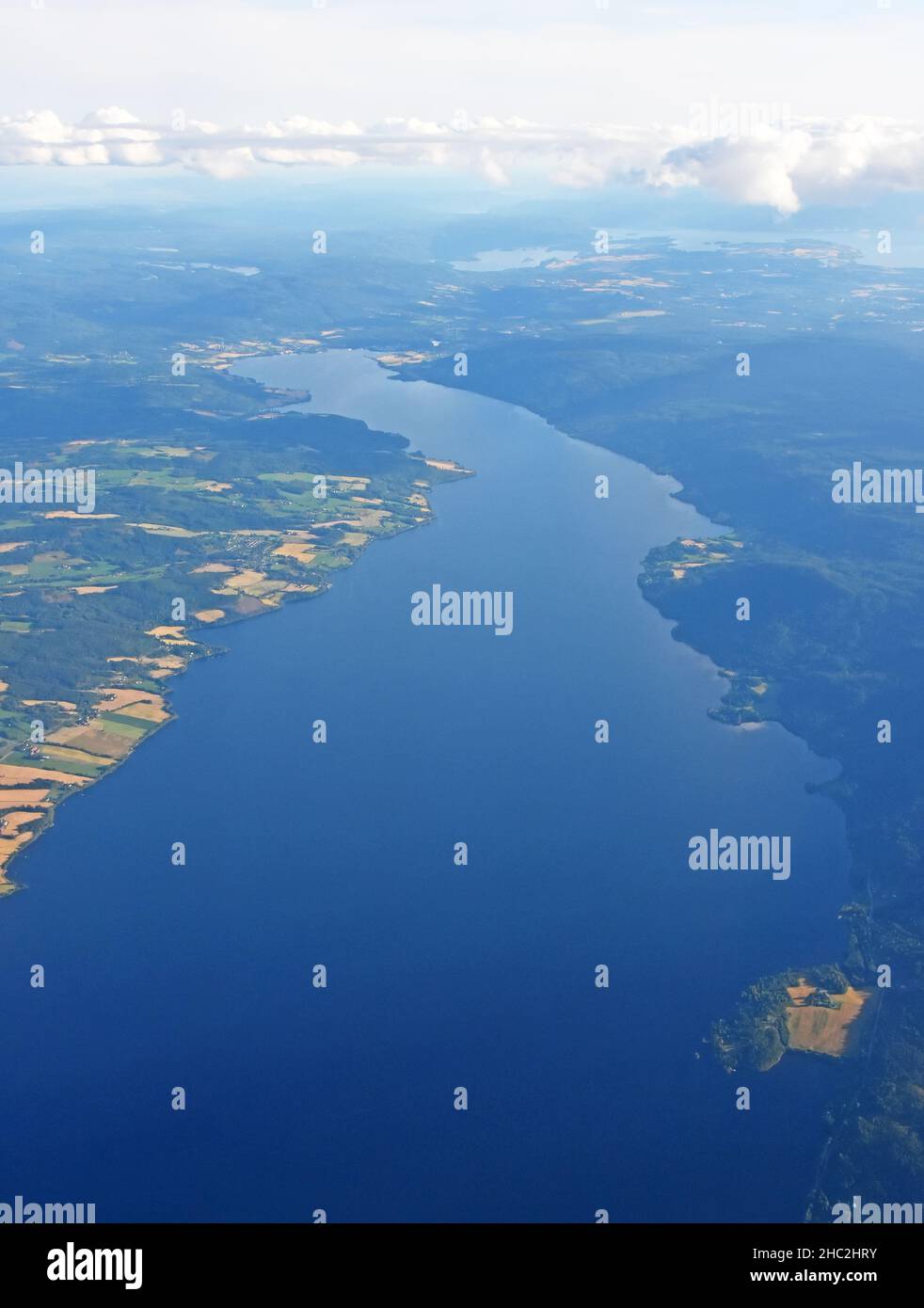 Lake in 4k hi-res stock photography and images - Alamy