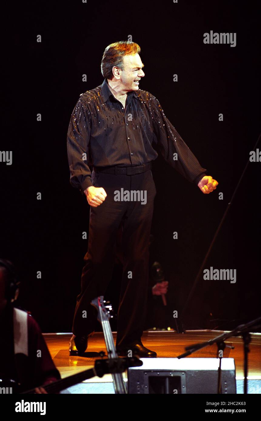 Neil Diamond in concert 'In The Round' at Wembley Arena in London, UK ...