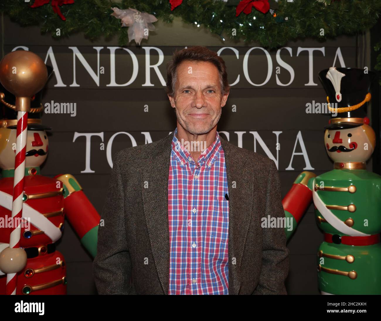 West Hollywood, California, USA. 21st December, 2021. Actor Glen ...