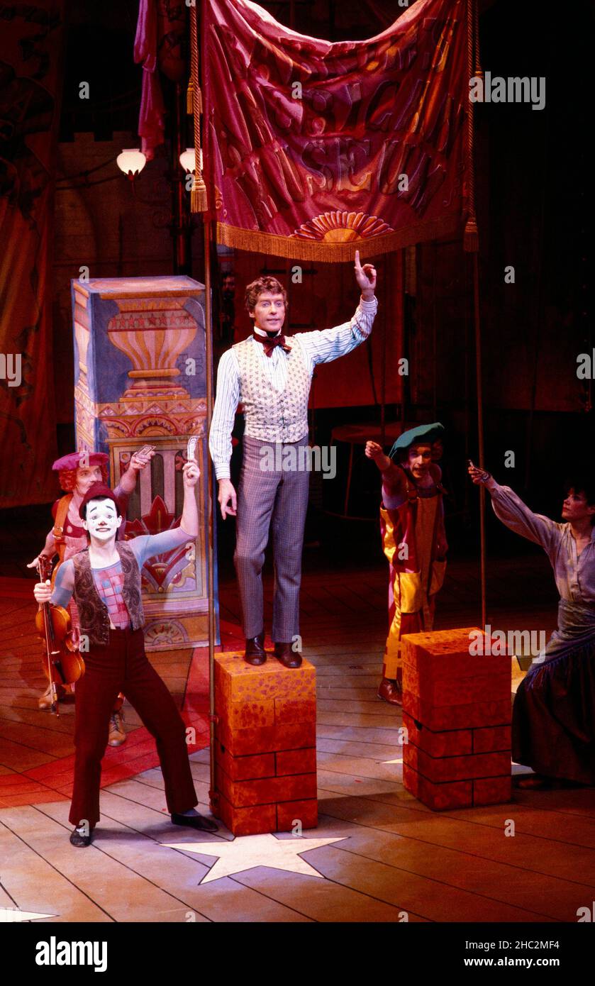 Victoria circus hi-res stock photography and images - Alamy