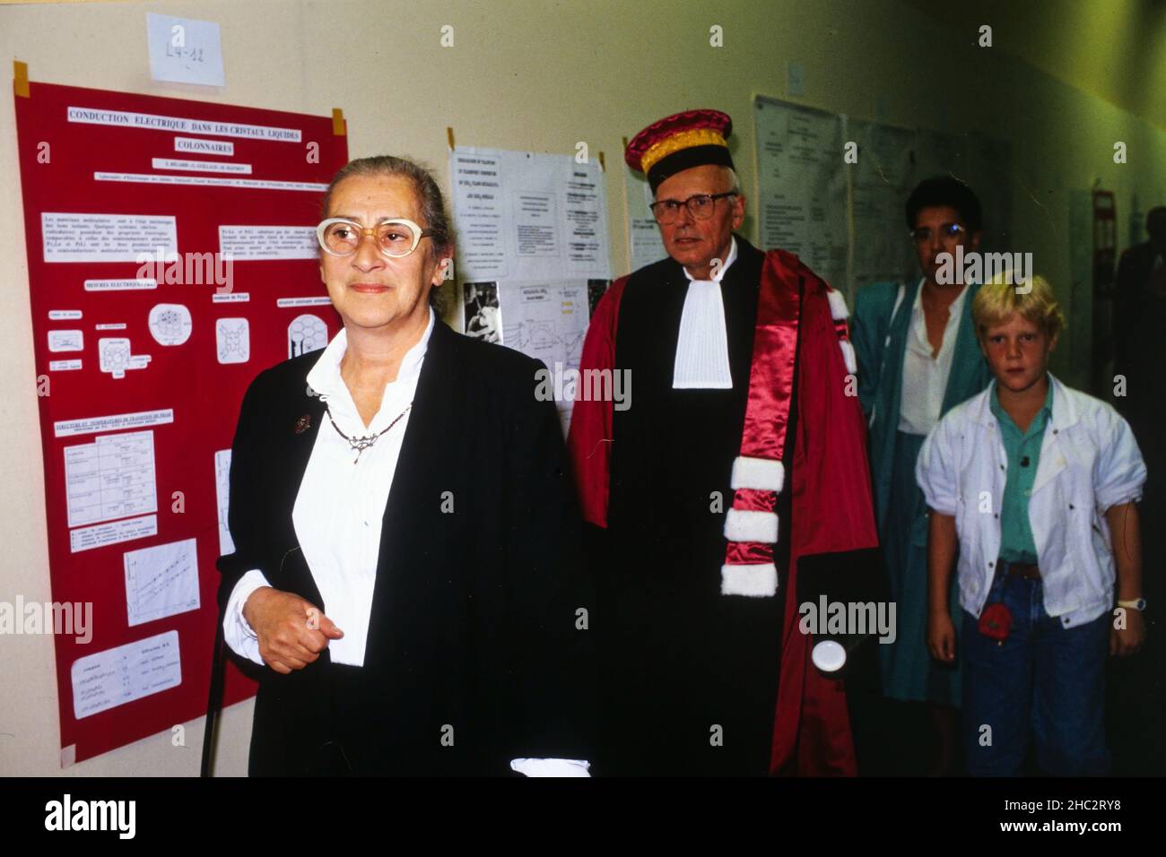 Soviet activist for disarmament hi-res stock photography and images - Alamy