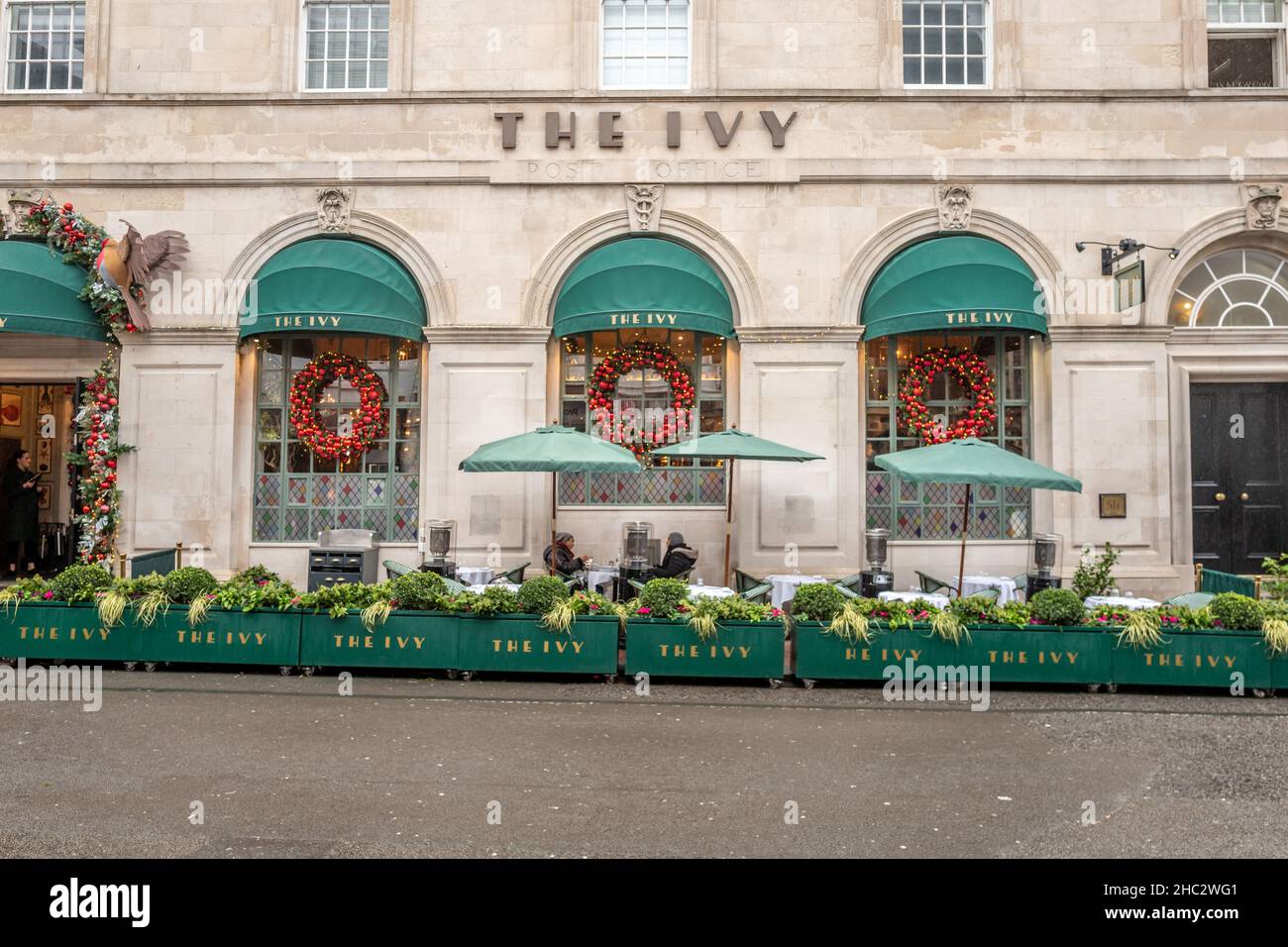 Ivy restaurant brighton hi-res stock photography and images - Alamy