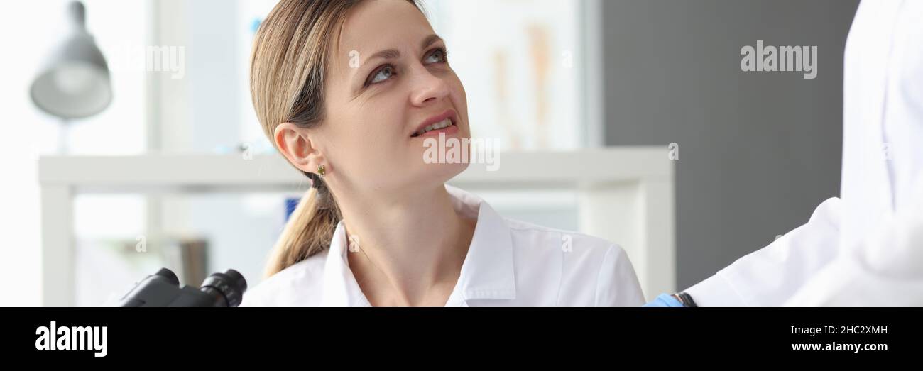 Student science lab record hi-res stock photography and images - Alamy