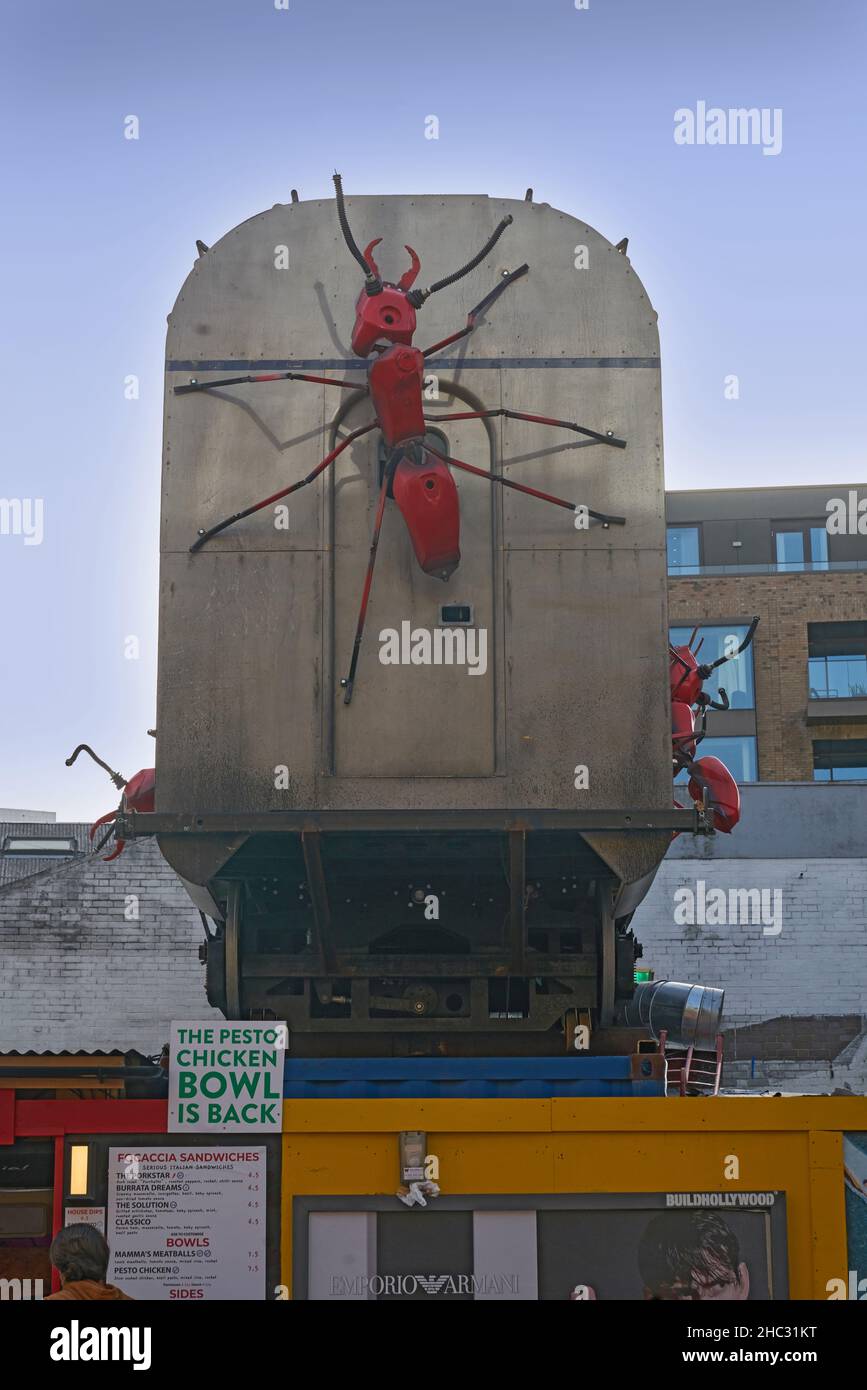Blue Moon sculpture by Joe Rush and the Mutoid Waste Co bermondsey ...