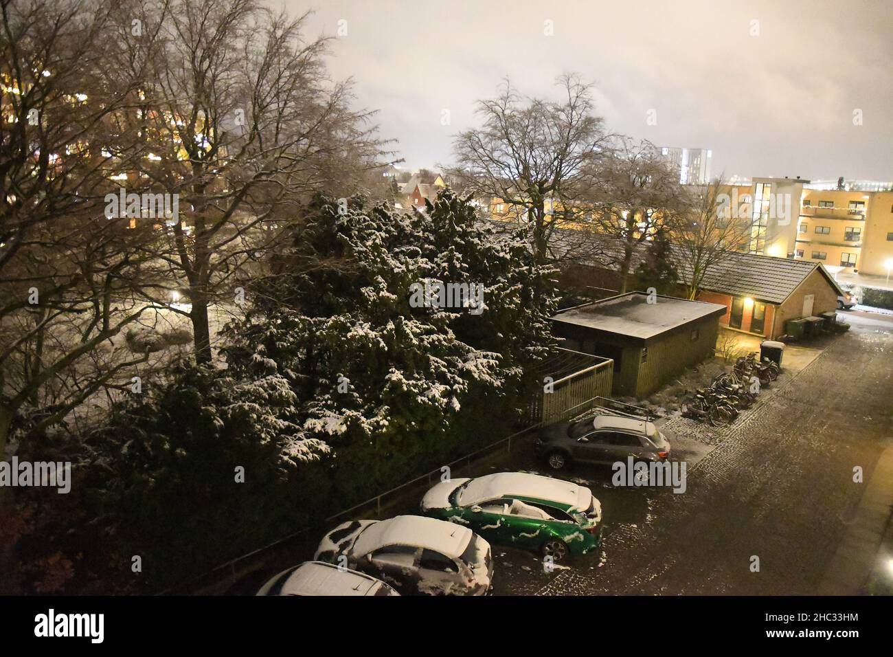 Copenhagen/Denmark./23 December 2021/ Weather snow fall in Kastrup and ...