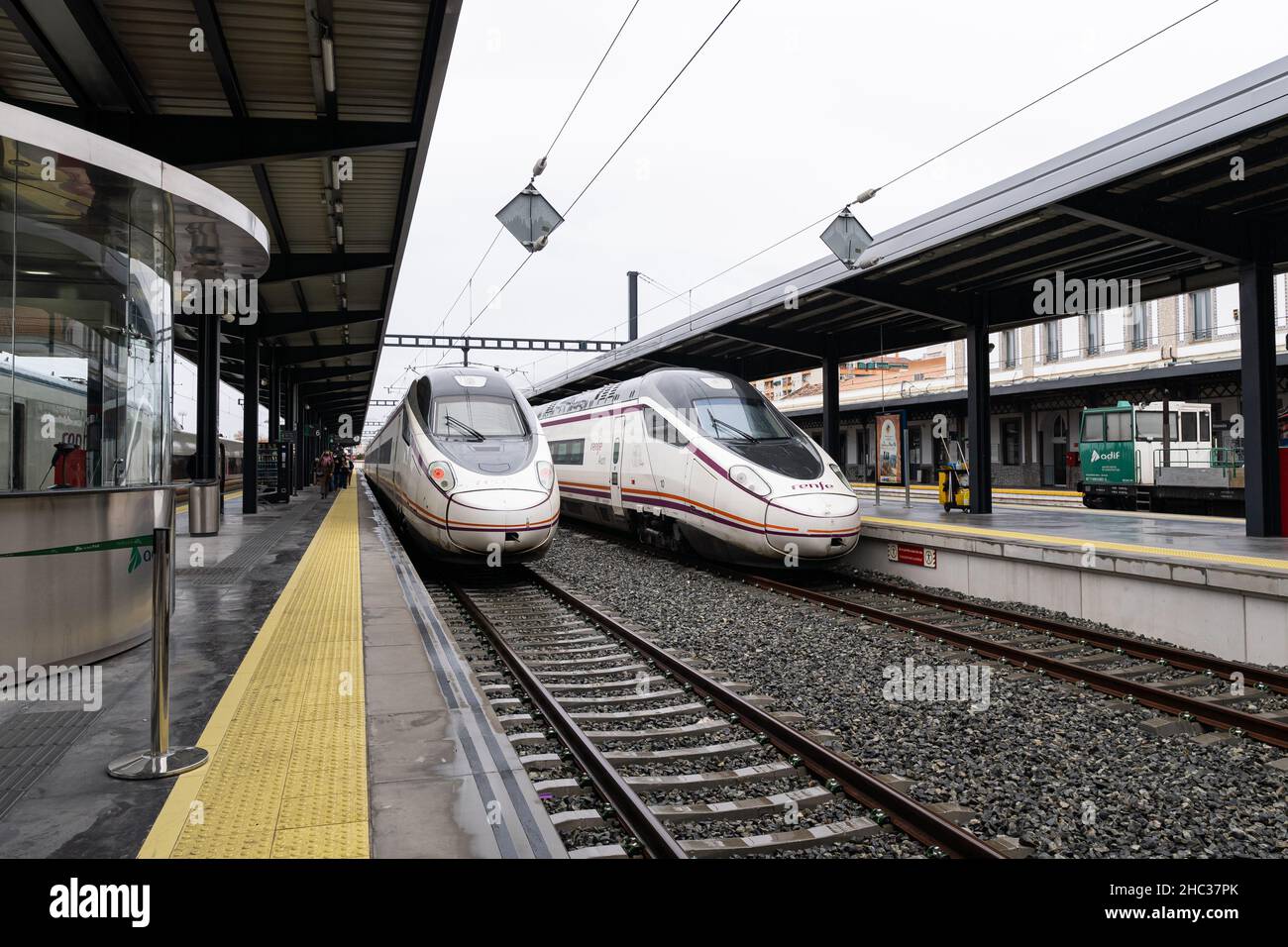 Renfe trains hi-res stock photography and images - Alamy