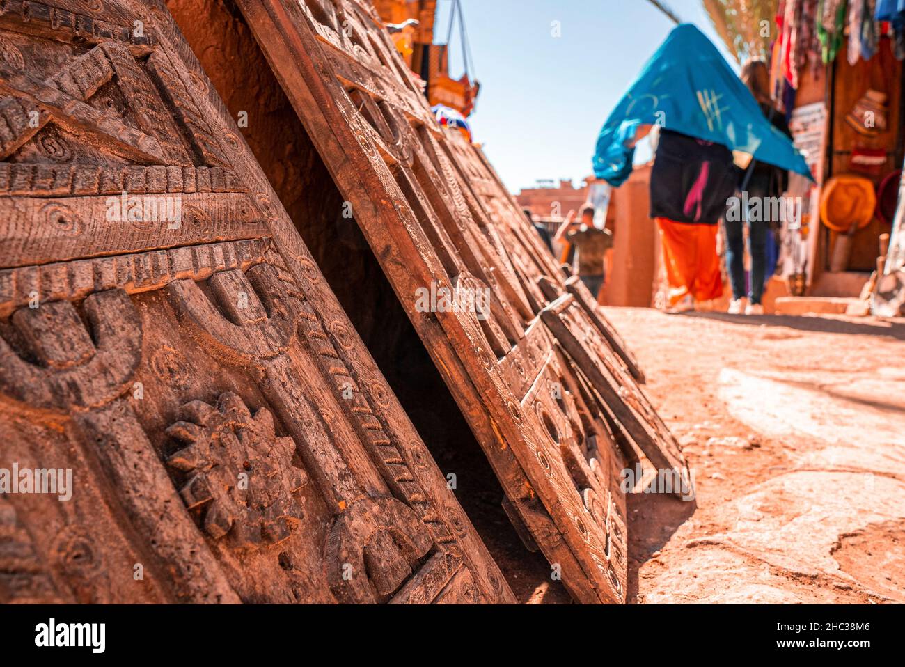 Footpath with street market shops on both sides selling souvenirs Stock ...
