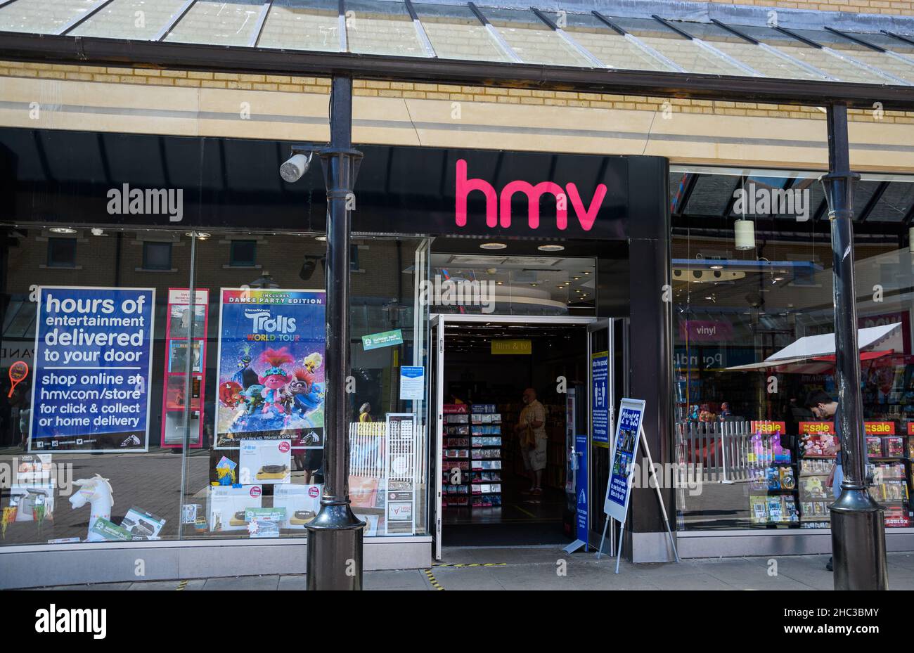 Signage For Hmv High Resolution Stock Photography and Images - Alamy