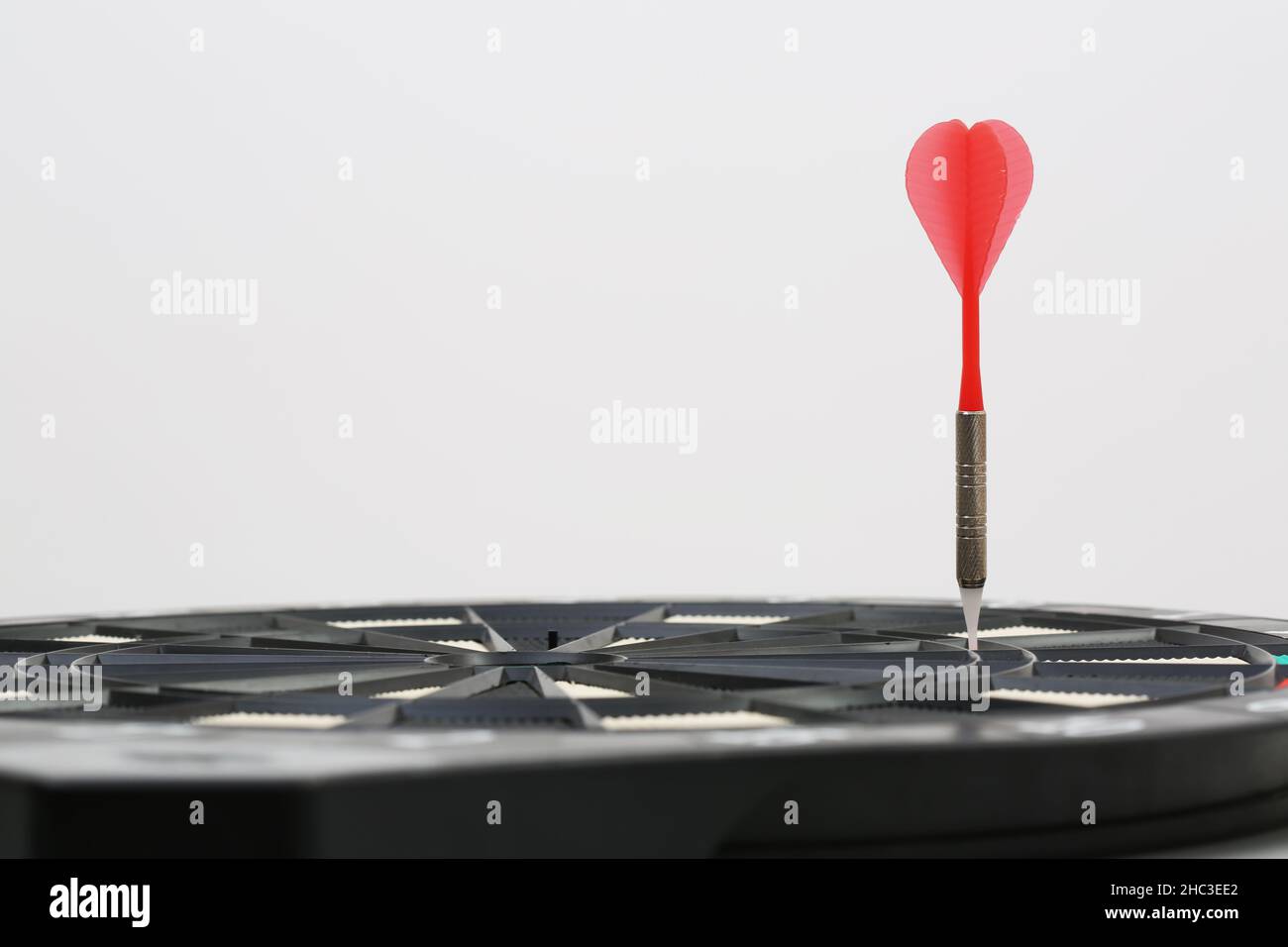 Throw an arrow hi-res stock photography and images - Alamy