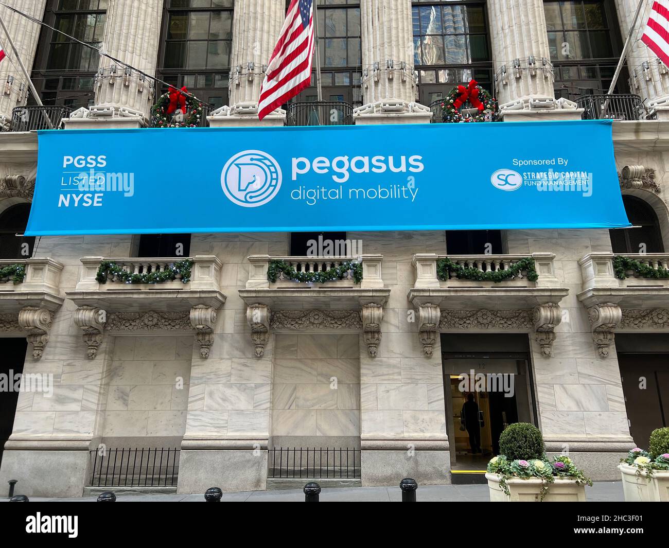 Pegasus logo hi-res stock photography and images - Alamy