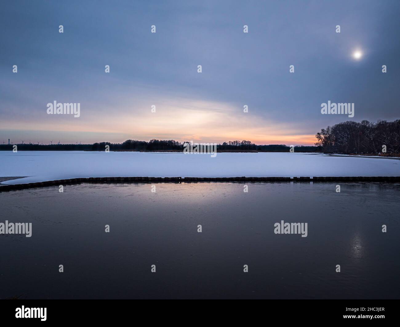 Pond landscape in winter Stock Photo - Alamy