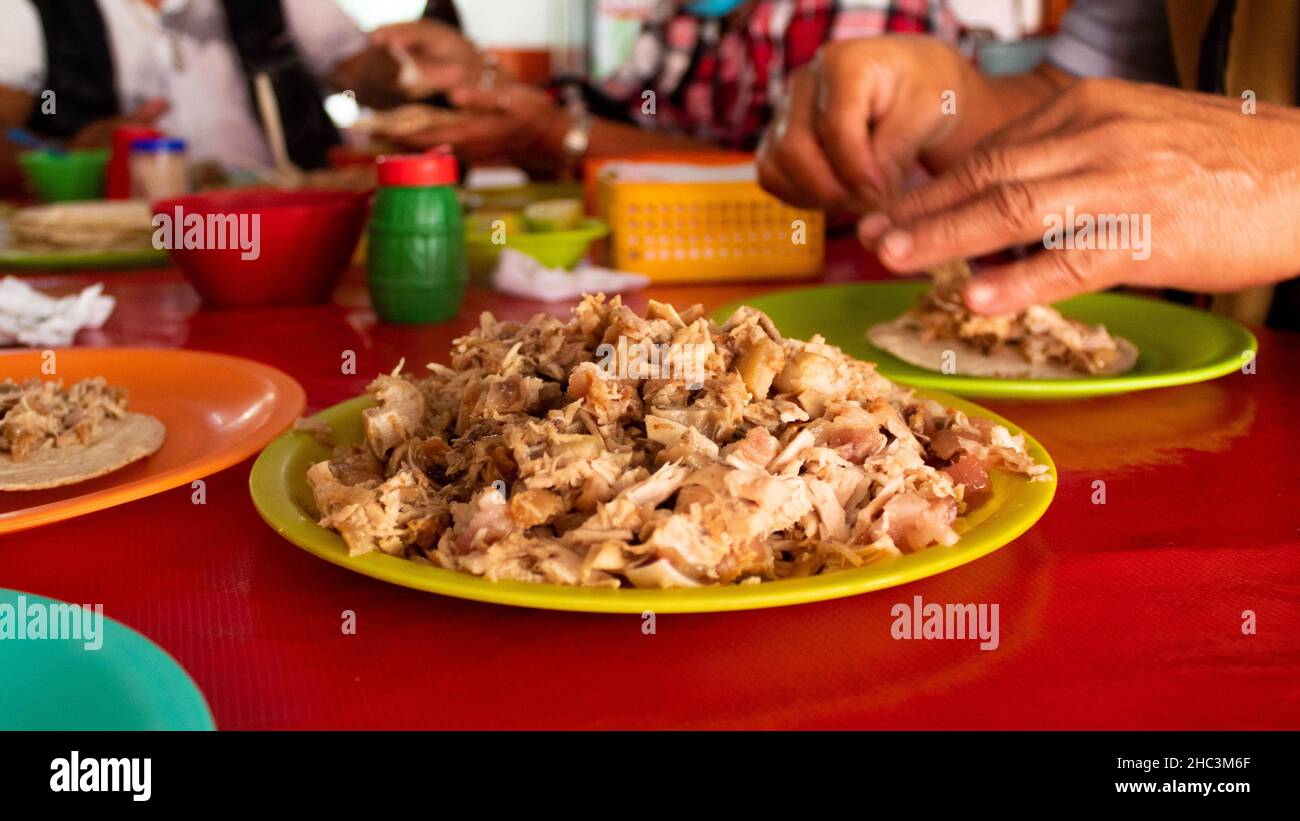 Man eating taco hi-res stock photography and images - Alamy
