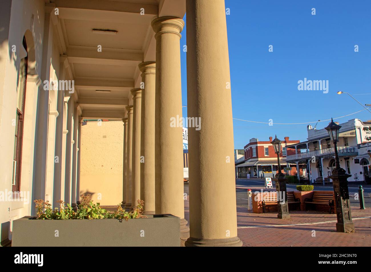 The main street of Alexandra, Victoria Stock Photo - Alamy