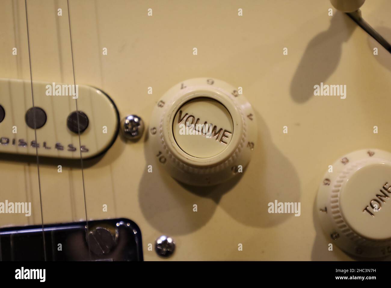 electric guitar master volume knob analog synthesizer Stock Photo - Alamy