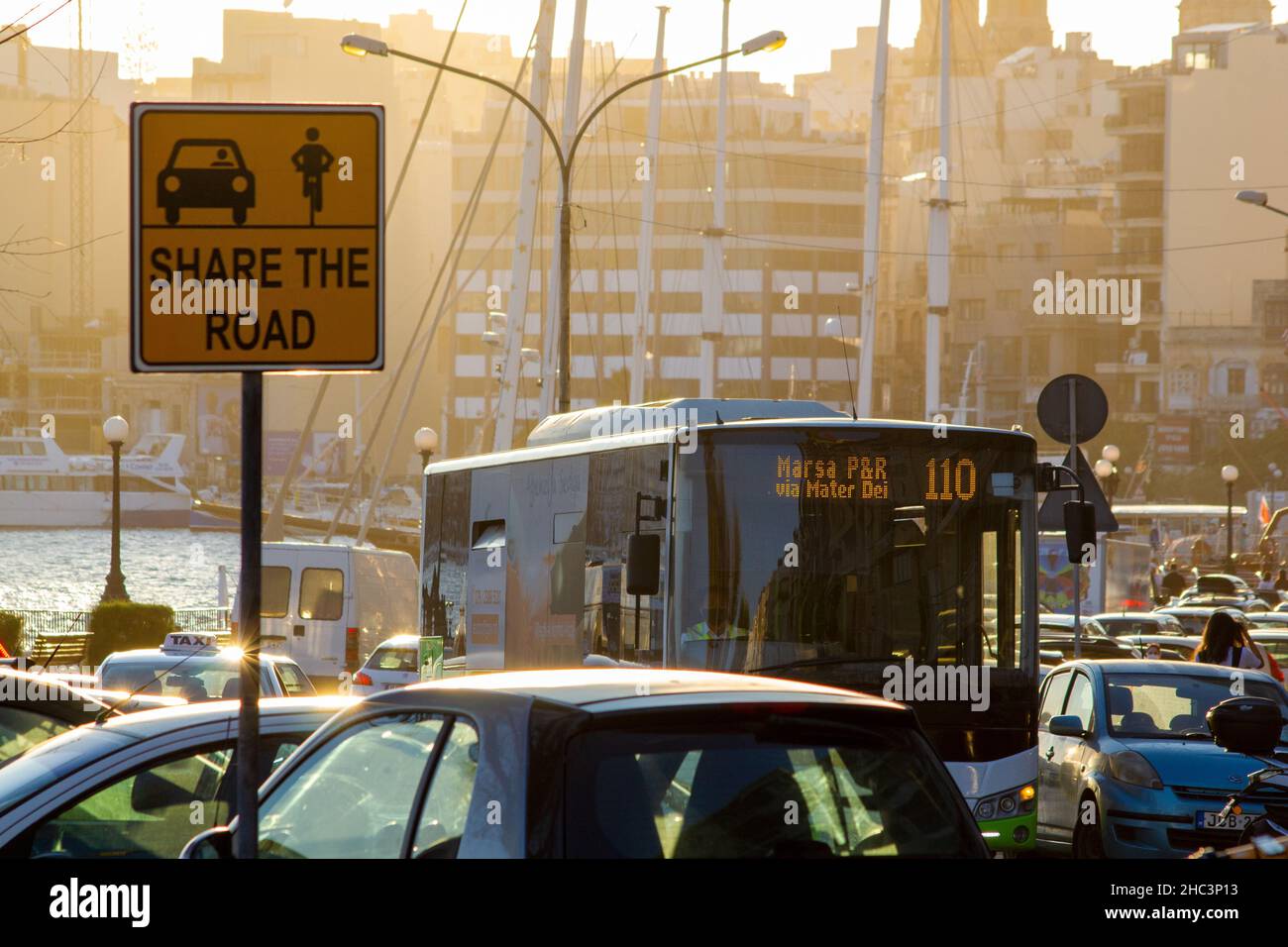 Share the Road Traffic Sign Stock Photo - Alamy