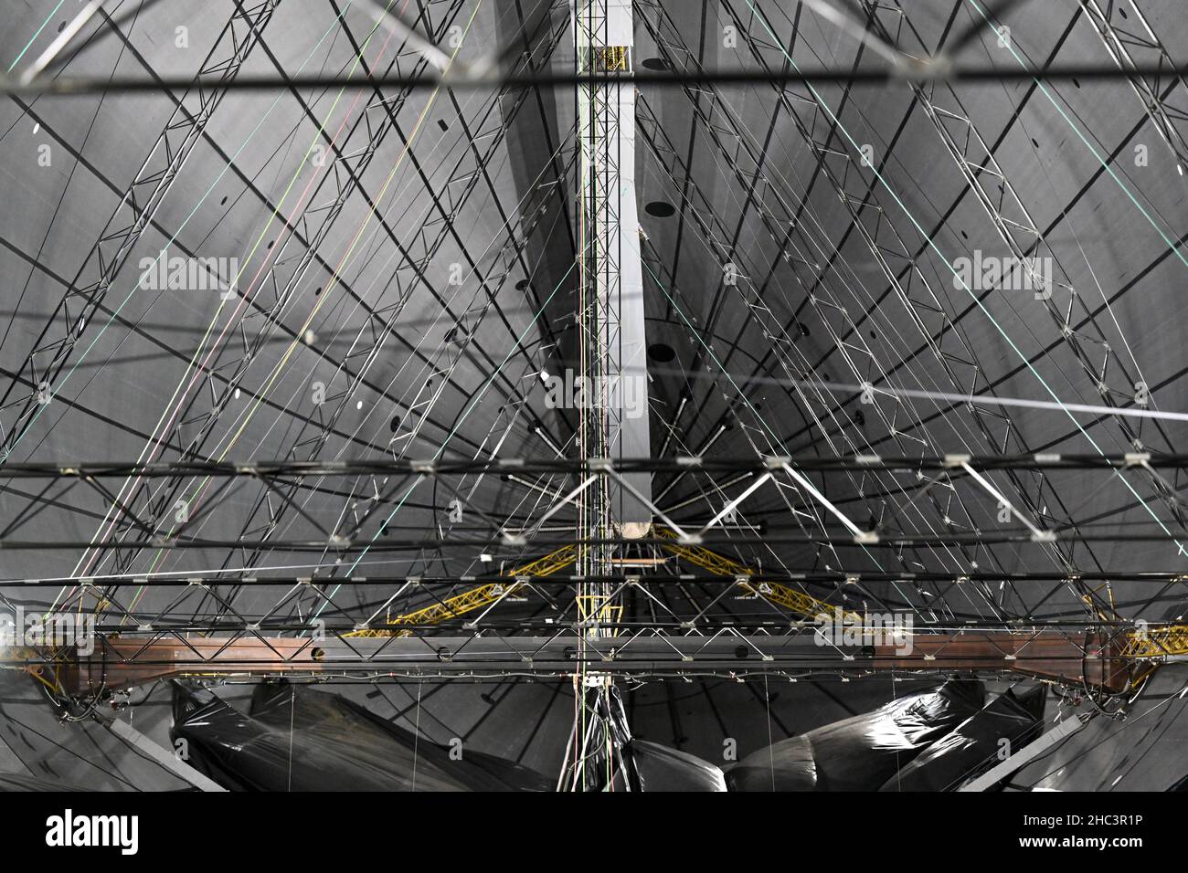 Friedrichshafen, Germany. 20th Dec, 2021. A Zeppelin NT (New Technology ...