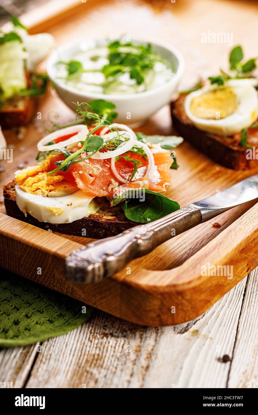 Toast fish hi-res stock photography and images - Alamy