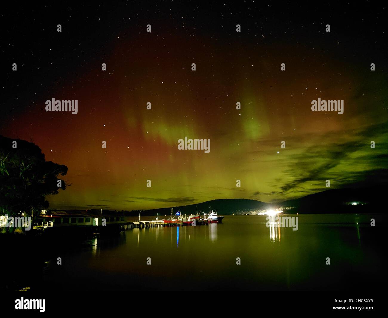 Aurora Australis aka the southern lights in Australia Stock Photo - Alamy