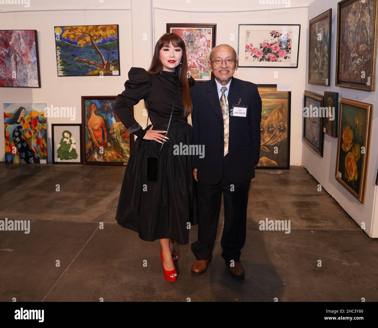 Westminister, California, USA. 16th December, 2021. Dr. Sam Nguyen and ...