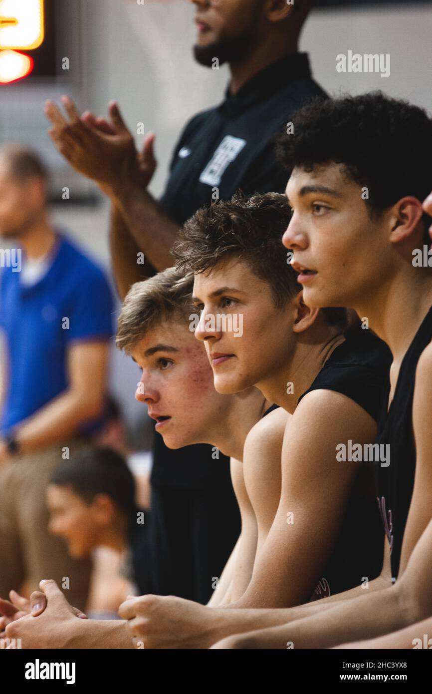 Vertical shot of the athletes of the basketball team in Murfreesboro ...