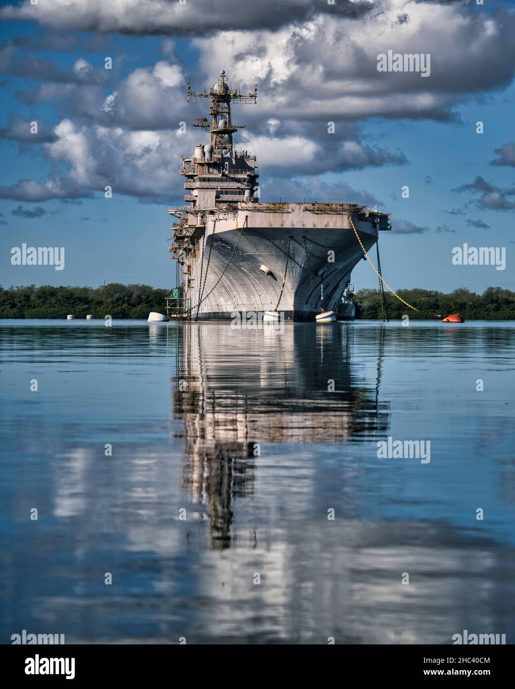 Ocean container shipping vertical hi-res stock photography and images ...