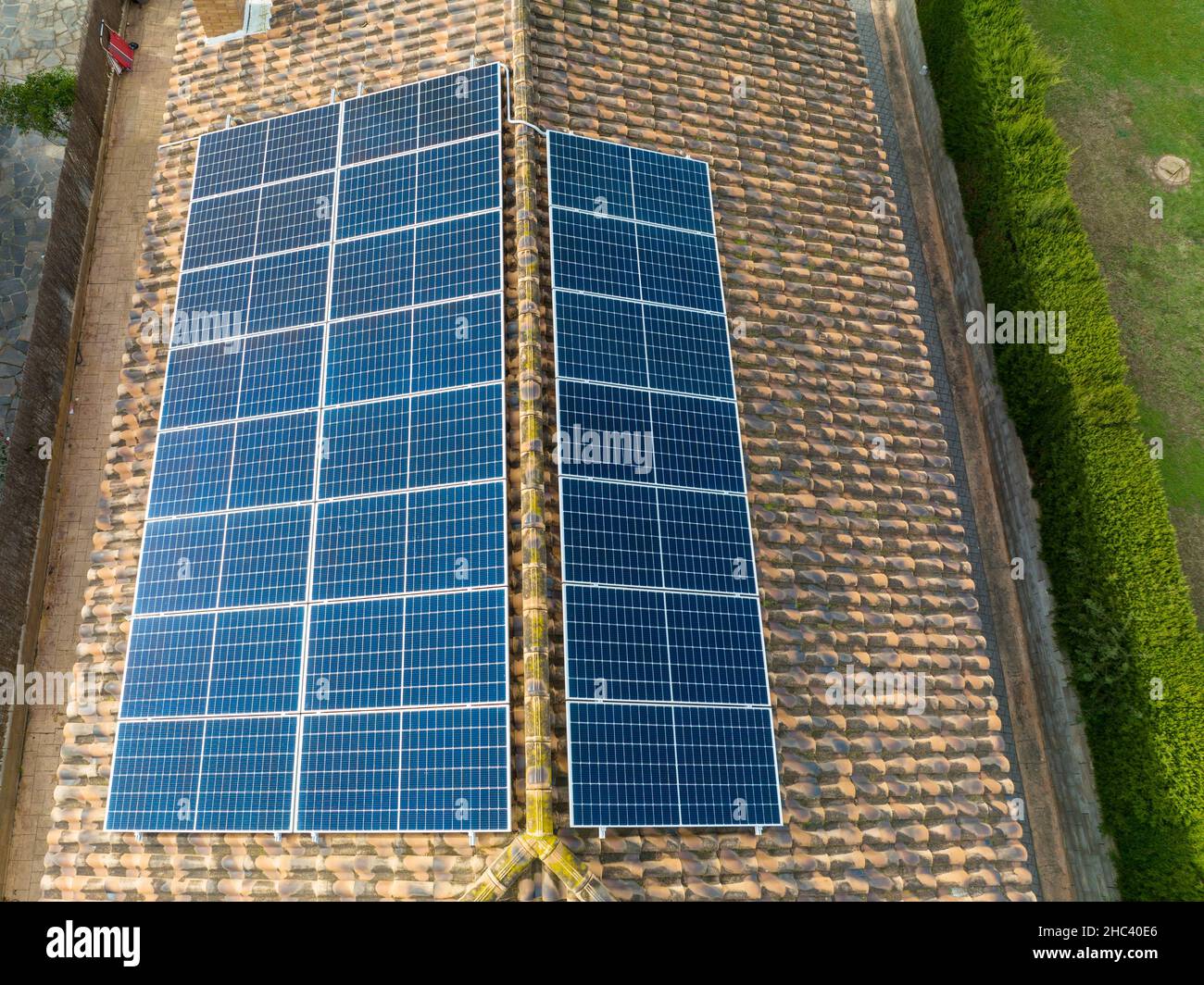 Vertical overhead view of solar panels installed on the roof Stock ...