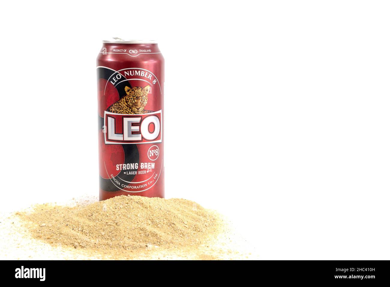 Trang - THAILAND - DECEMBER, 23, 2021: Can of Strong Brew Leo No. 8 ...