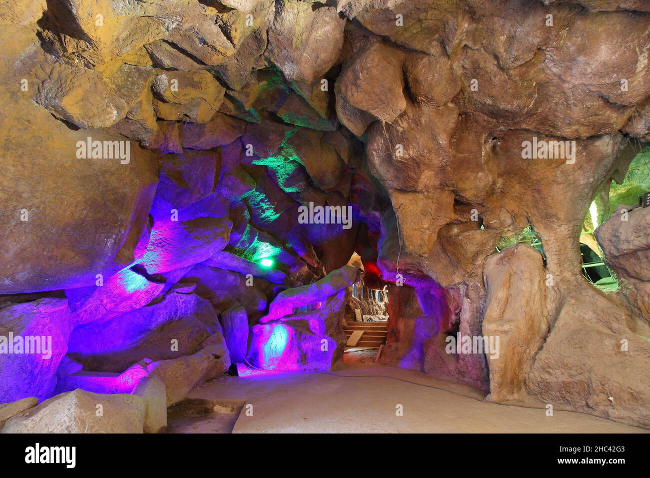 Purple cave hi-res stock photography and images - Alamy