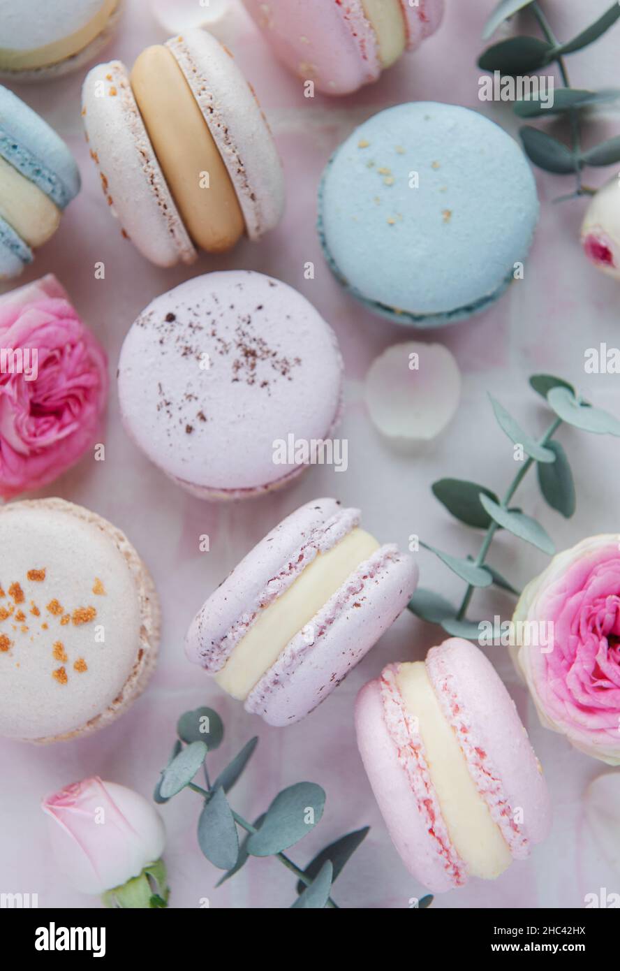 Tasty macaroons beautiful roses hi-res stock photography and images - Alamy