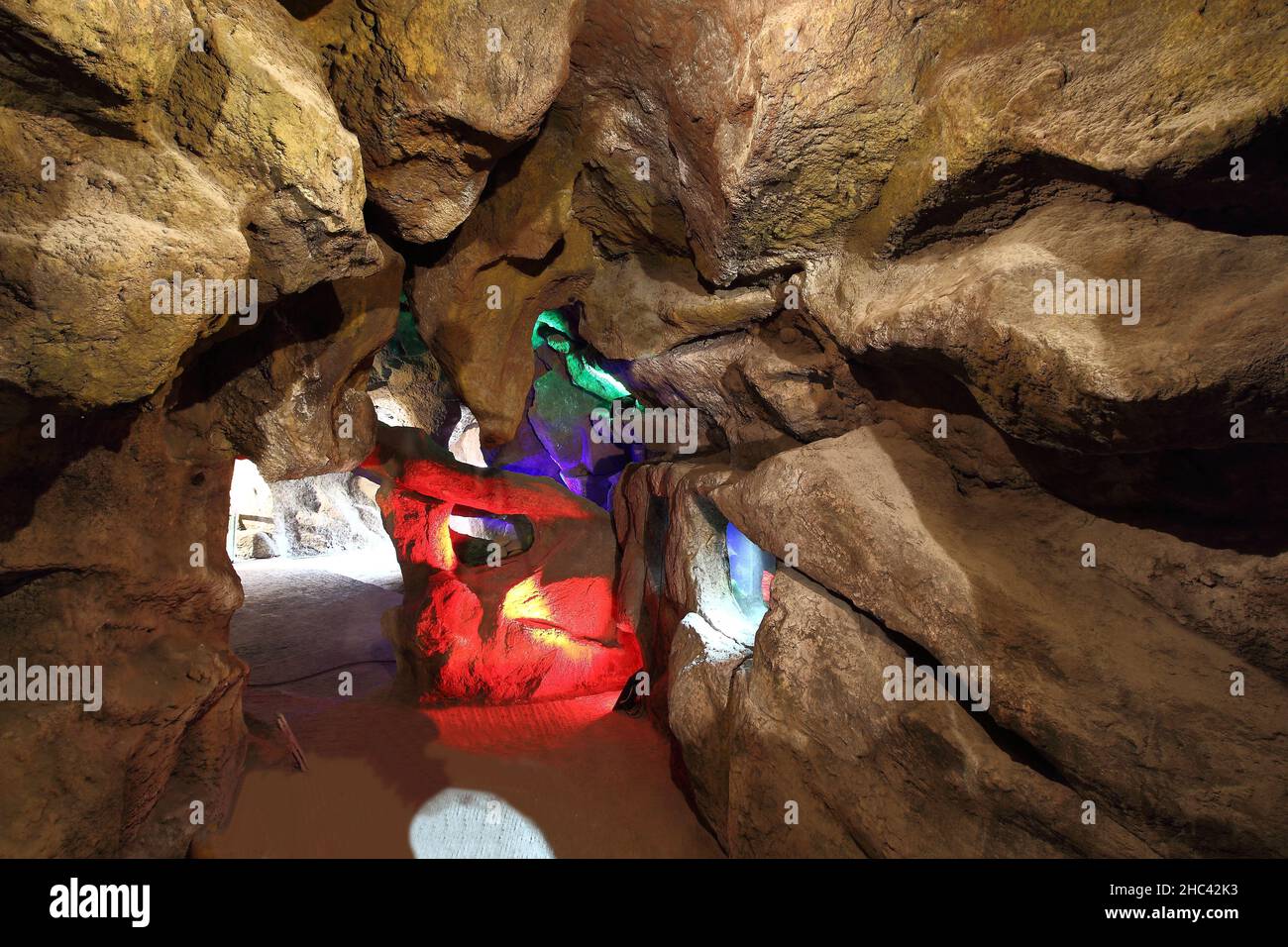 Purple cave hi-res stock photography and images - Alamy