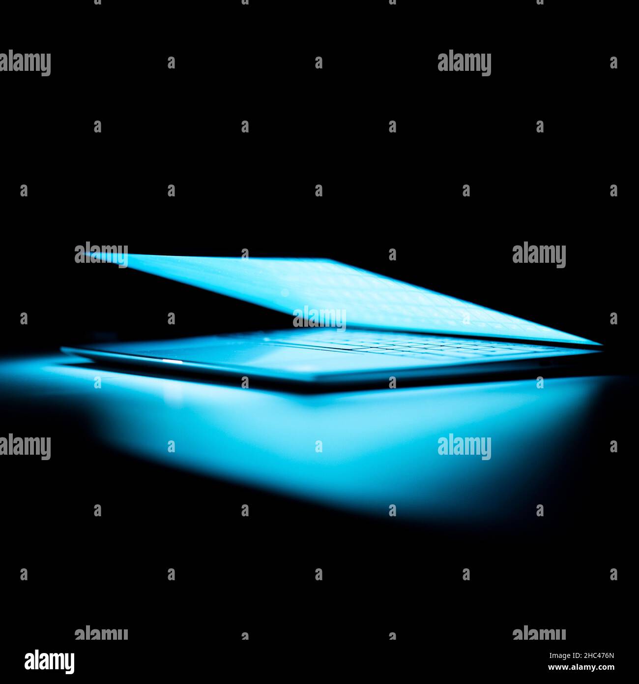 Open laptop dark background hi-res stock photography and images - Alamy
