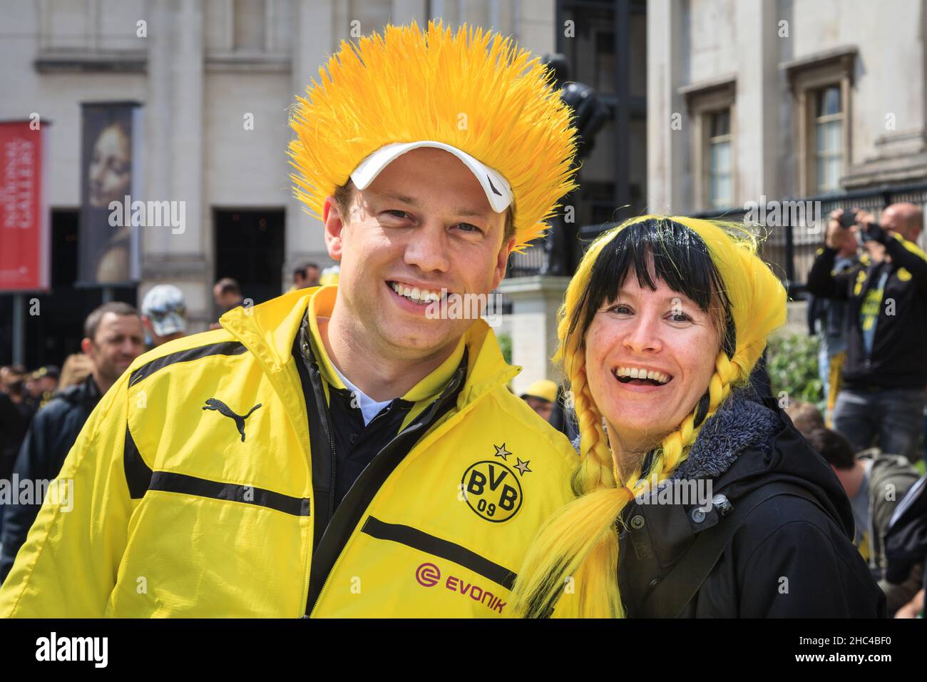 BVB 09 Borussia Dortmund football club fans celebrate in Trafalgar ...