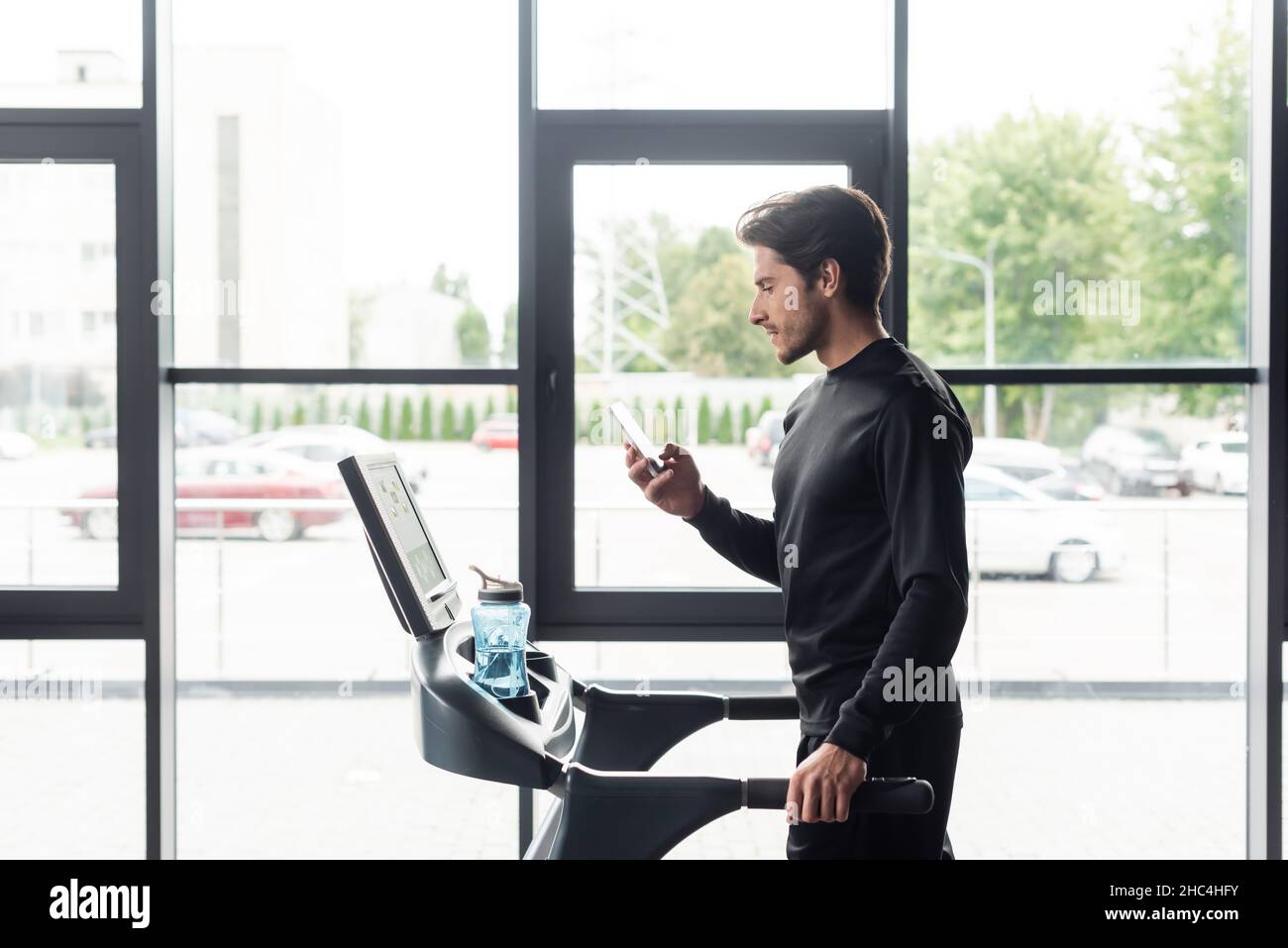 Person on treadmill profile view hi-res stock photography and images ...