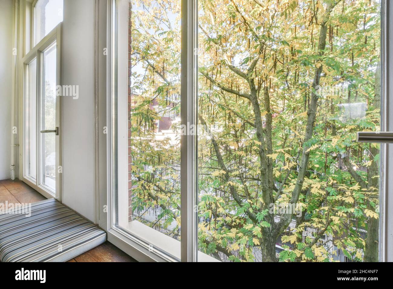 Beautiful window design in a modern house Stock Photo - Alamy