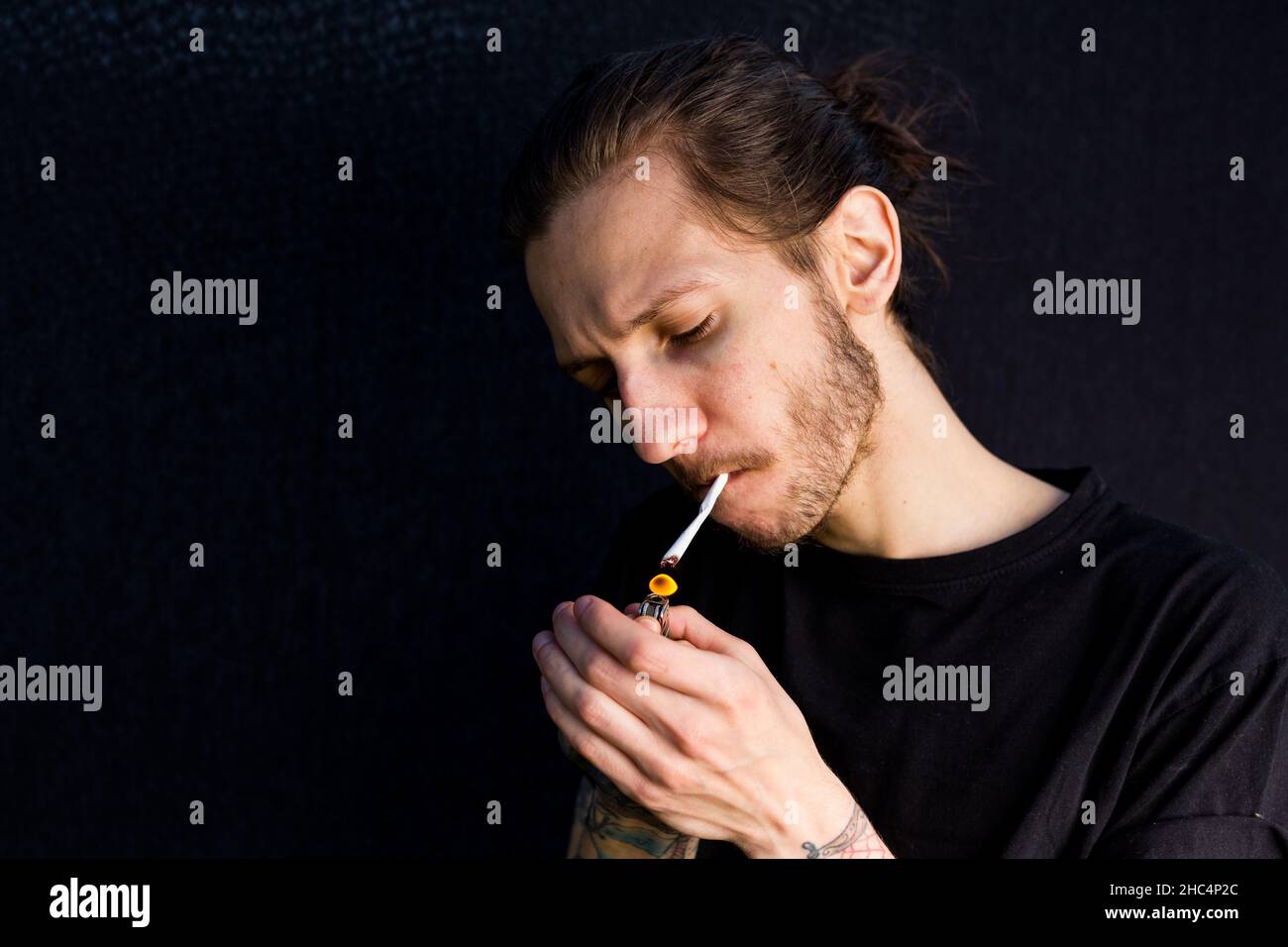 Guy smoking weed hi-res stock photography and images - Alamy
